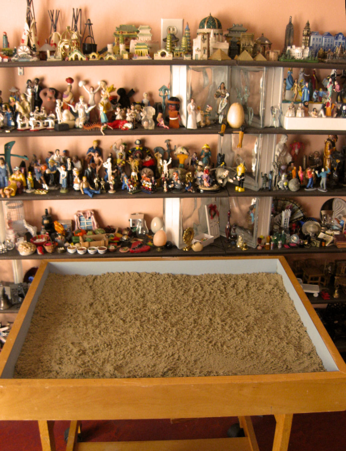 Sandplay Room and Tray | The Association for Sandplay Therapy